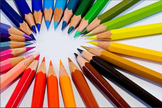 Solve Crayons jigsaw puzzle online with 216 pieces