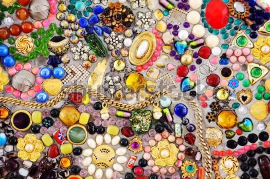 Solve MY FAVORITE JUNK DRAWER! jigsaw puzzle online with 150 pieces