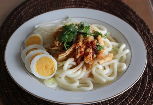Solve နန်းကြီးသုပ်‌ Nan Gyi Thoke : Burmese Thick Rice Noodle Salad ...