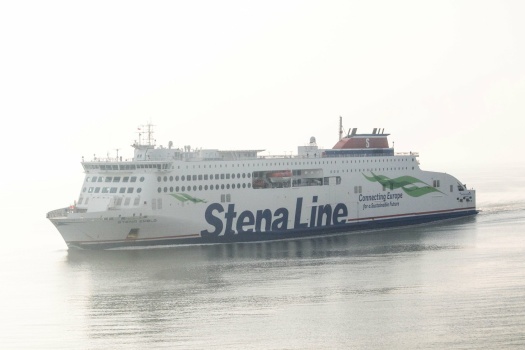 Solve river mersey 08-09-2023 mv Stena Embla 2020 arriving from mv ...