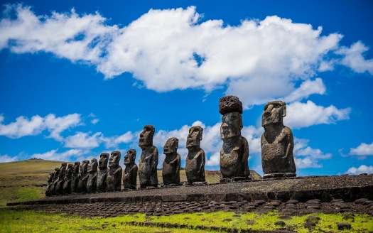 Solve Chile_Easter_Island_Moai jigsaw puzzle online with 160 pieces