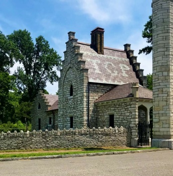 Solve West Gate House, Tower Grove Park jigsaw puzzle online with 16 pieces