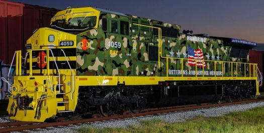 Solve train engine honoring veterans jigsaw puzzle online with 45 pieces