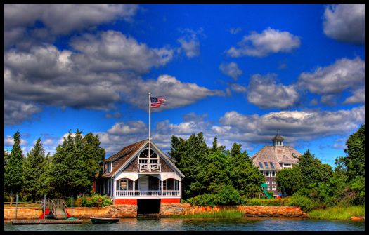 Solve Cape Cod boat house jigsaw puzzle online with 459 pieces