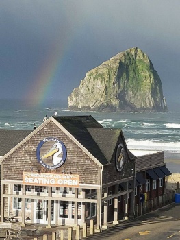 Solve Pacific City, Oregon jigsaw puzzle online with 108 pieces