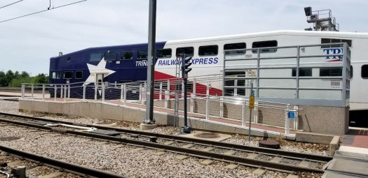 Solve TRE Cab car at Dallas Union Station (0730) jigsaw puzzle online ...