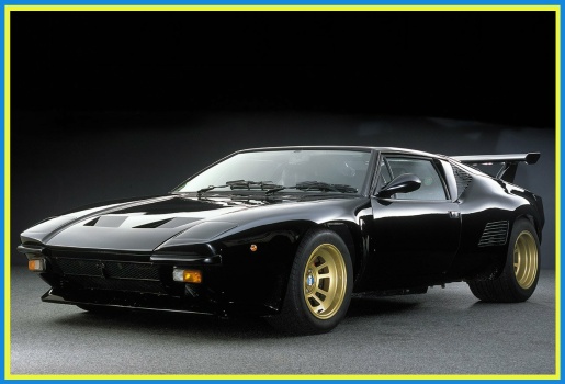 Solve De Tomaso Pantera GTS jigsaw puzzle online with 77 pieces