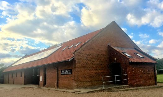 Solve Northrepps Village Hall jigsaw puzzle online with 198 pieces