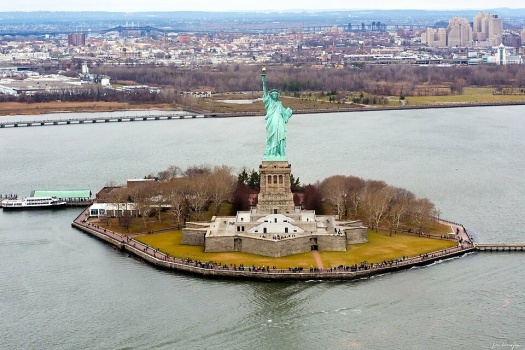 Jigsaw Puzzle | 117 pieces | Liberty Island - New York | Jigidi