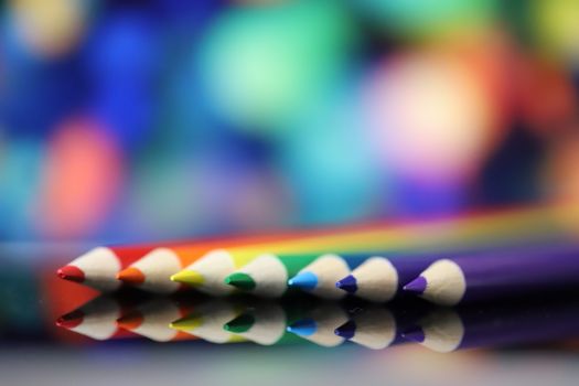 Solve ROY G BIV #1 jigsaw puzzle online with 70 pieces