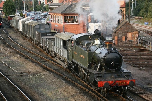Solve GWR 5101 Class 'Large Prairie' 2-6-2T 5164 at Kidderminster ...