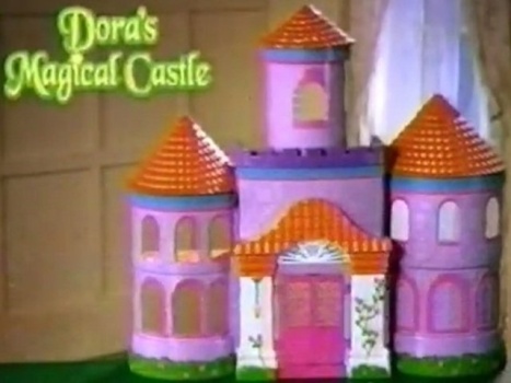 Solve dora magical castle jigsaw puzzle online with 12 pieces