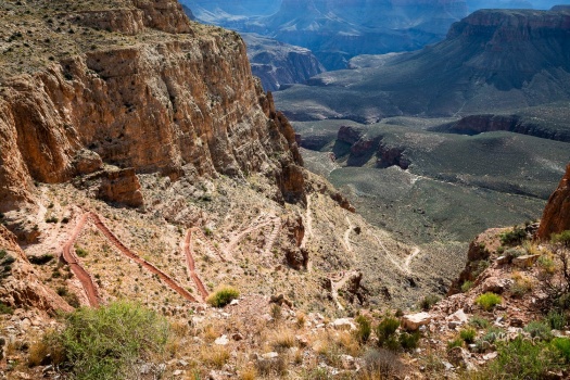 Solve South Kaibab Trail view from Skeleton Point down to the Tonto ...