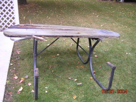 Solve Old broken down table Can you fix it ??? jigsaw puzzle online ...