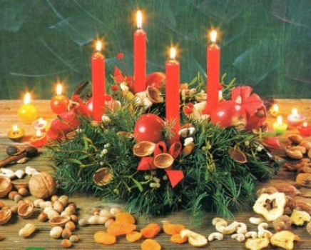 Solve Vánoce jigsaw puzzle online with 20 pieces